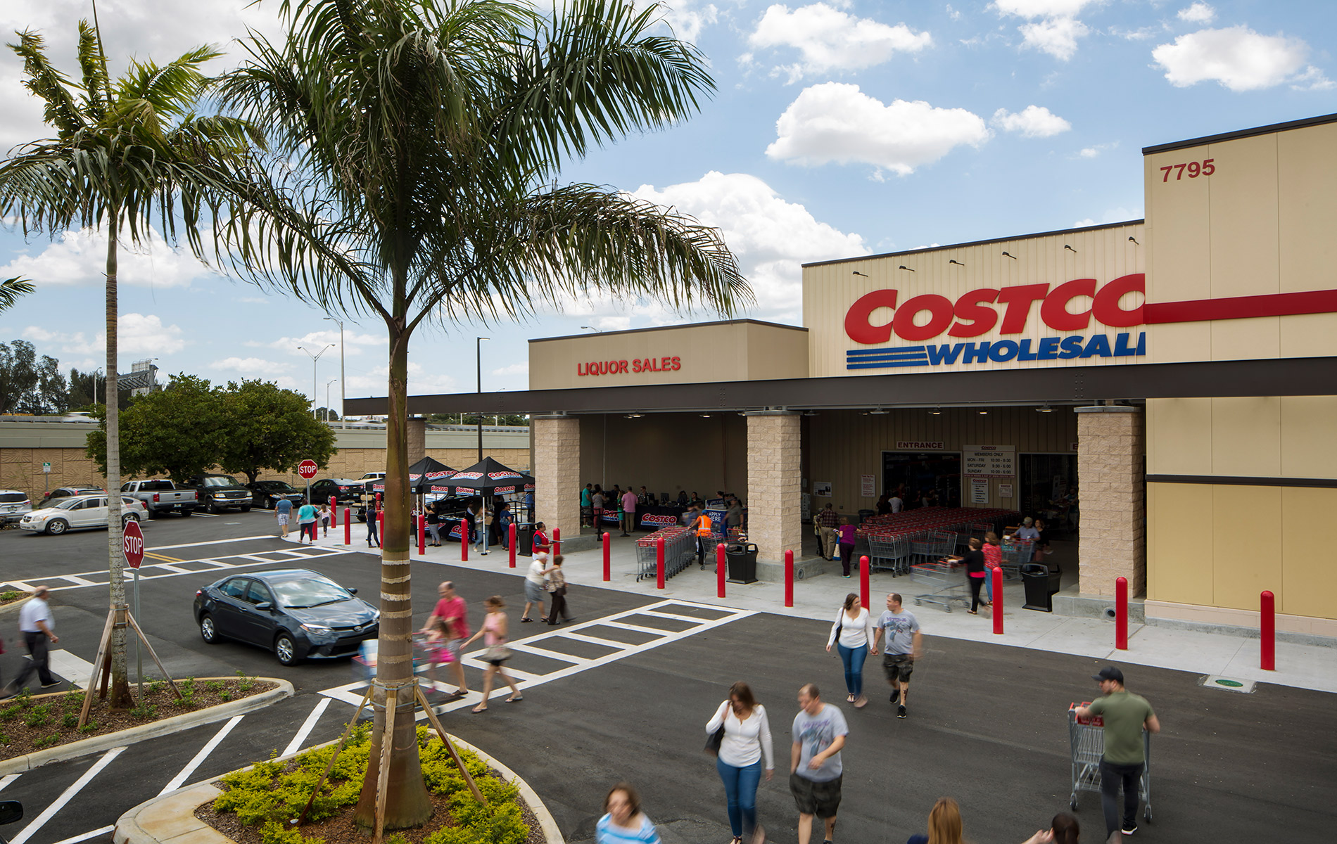 Midway Crossings | Retail Space for Lease