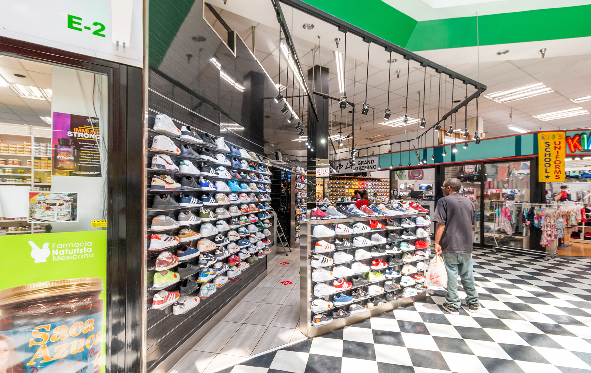 Plaza Mexico | Sterling Organization