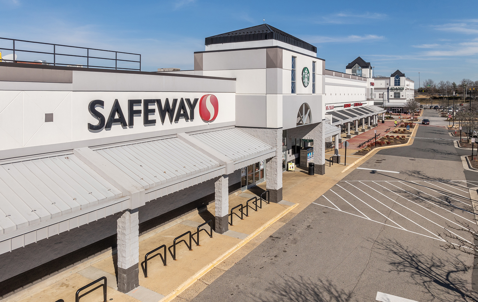 Fairfax Towne Center | 12100-12214 Fairfax Towne Center Fairfax, VA